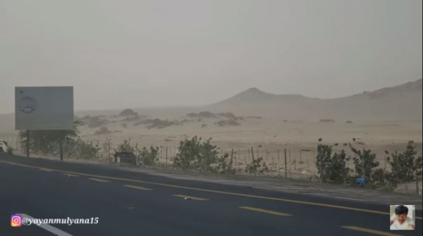 Ngeri! Situasi Kota Makkah Dihantam Badai Debu, Seakan Mau Kiamat ...