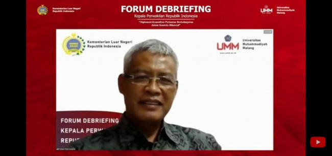 Melalui Forum Debriefing, BSKLN Kemenlu RI dan Prodi HI UMM Sinergikan ...