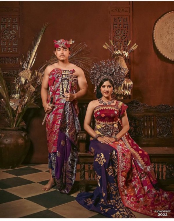 Spill Foto Prewedding Terbaru Kaesang dan Erina, Tampil Formal Bak Pengantin Bali | MalangTIMES