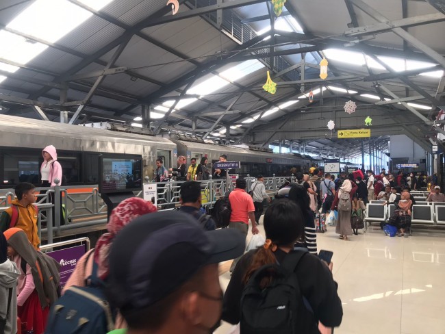 5 Kereta Api Tambahan di Daop 8 Surabaya Lanjut Beroperasi hingga 30 ...