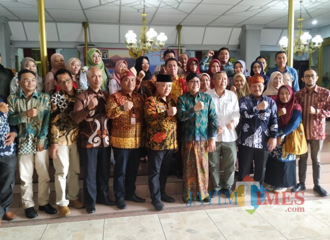 Mendes Gus Halim Temui Bupati Sanusi, Dukung Pembentukan PT. LKM Artha ...